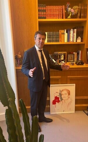 Meet the French mayor who hung Israeli flags and a hostage banner on ...