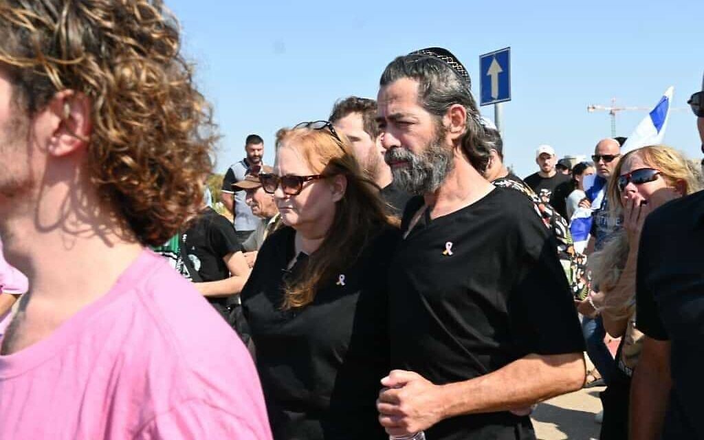 Hundreds pay tribute to 'pink angel' Inbar Haiman as slain hostage is ...