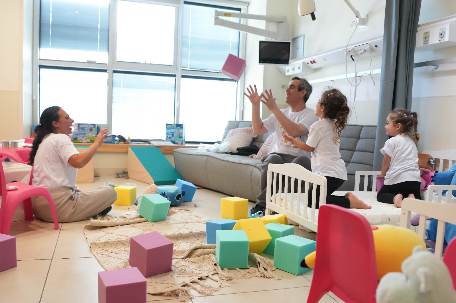 Oct. 13: Bodies of 4 hostages arrive at forensic institute for ID verification, autopsies | The ...