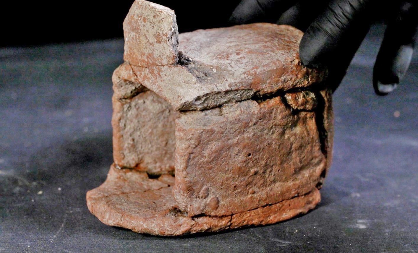 5,000-year-old grape press, oldest proof of wine production in Israel ...