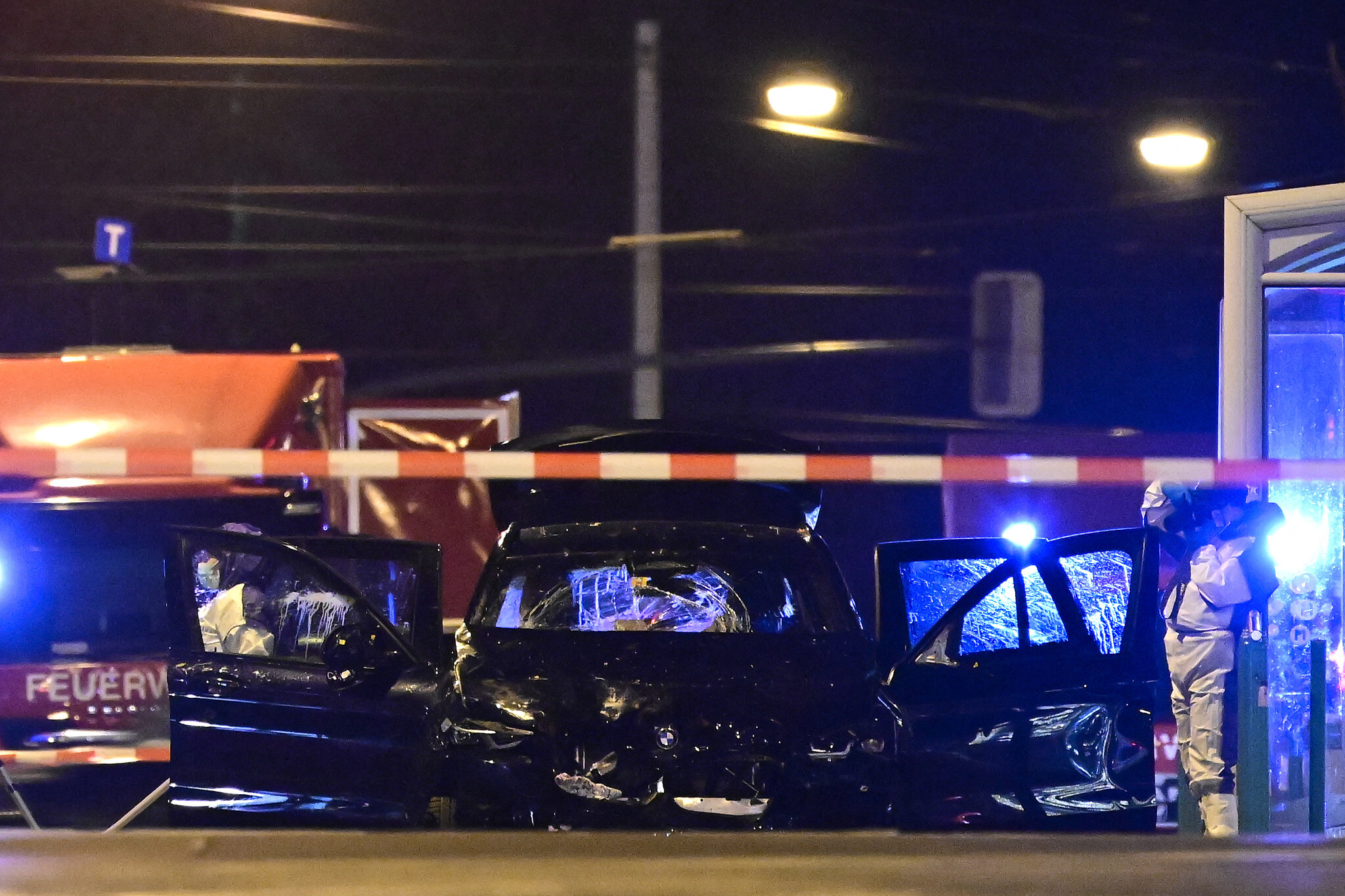 Saudi doctor goes on trial for deadly German Christmas market attack ...