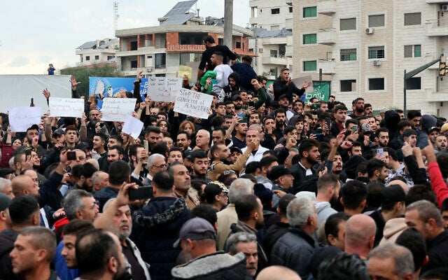 Syria's Sharaa says Alawite protesters have 'legitimate demands' | The ...