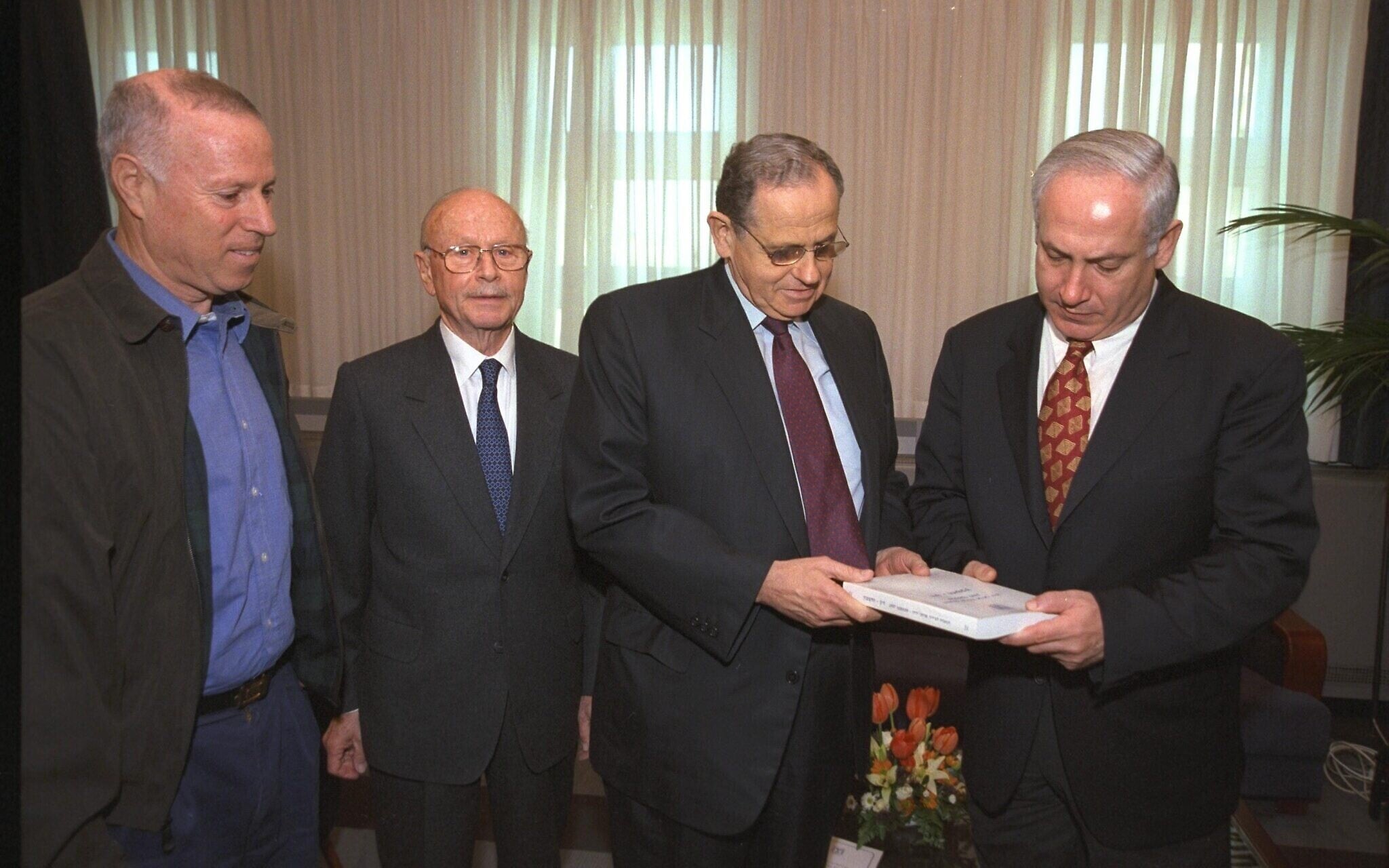 Dan Tolkowsky, former air force commander and Israeli tech pioneer ...