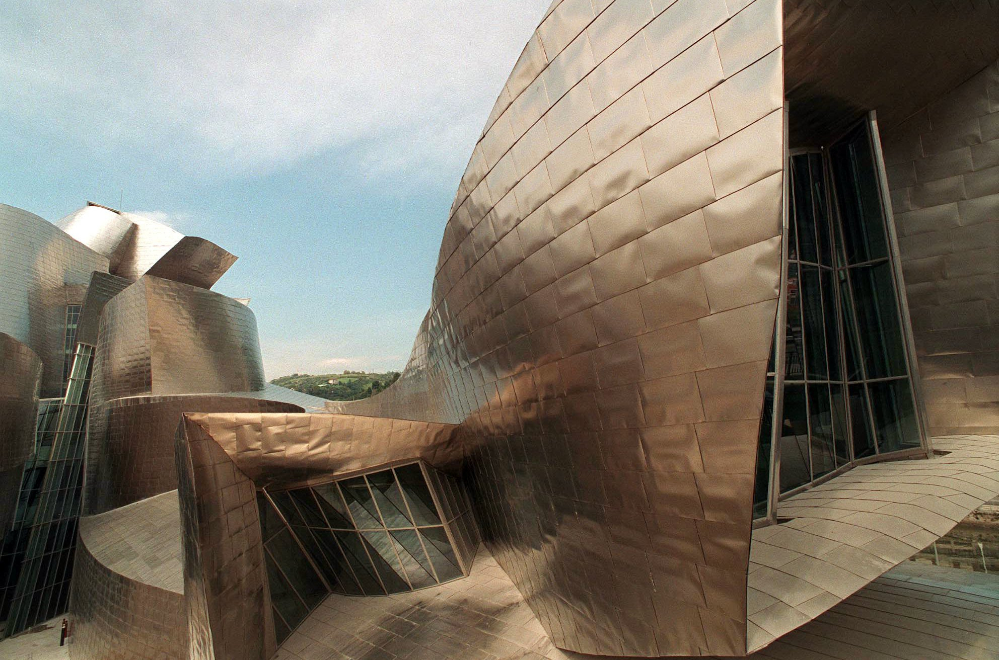 Groundbreaking architect Frank Gehry's 'refreshingly original ...