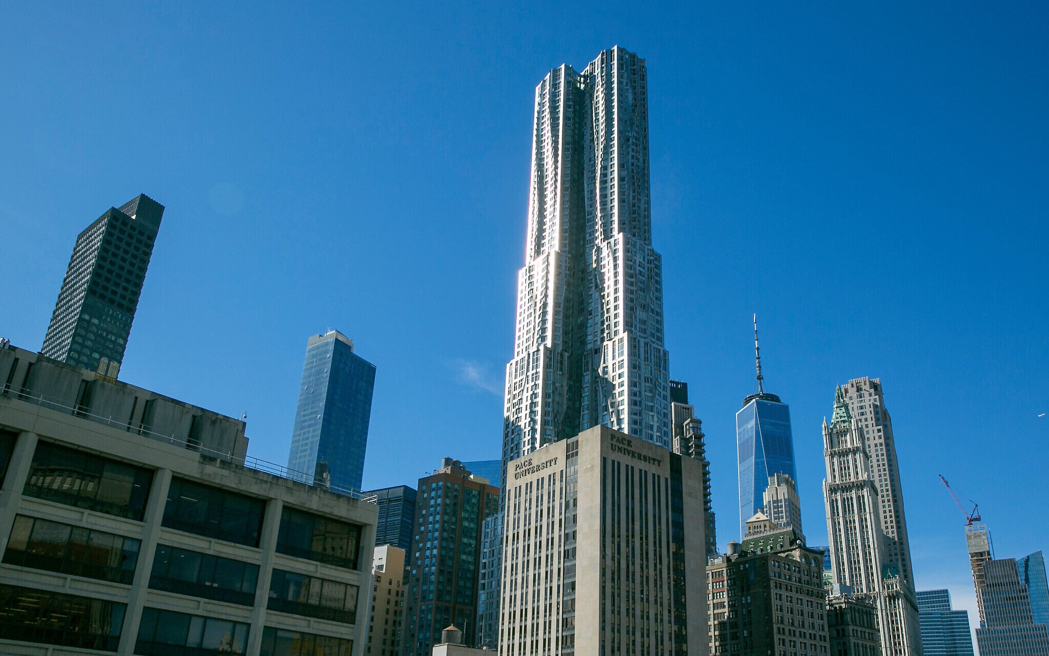 Groundbreaking architect Frank Gehry's 'refreshingly original ...