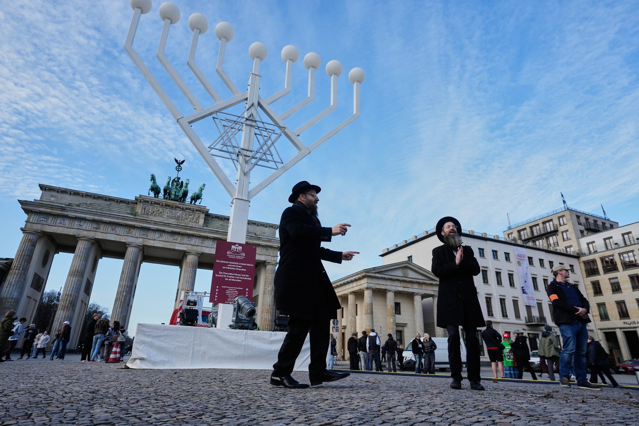 Targeted Hanukkah lighting spotlights decades-old Chabad mission to ...