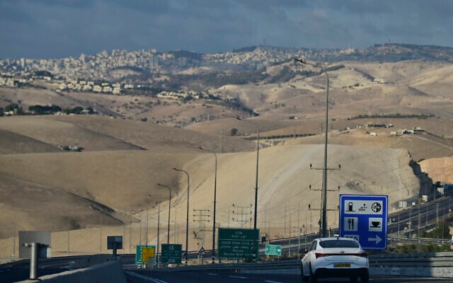 IDF to seize hundreds of dunams of West Bank land for internal security ...