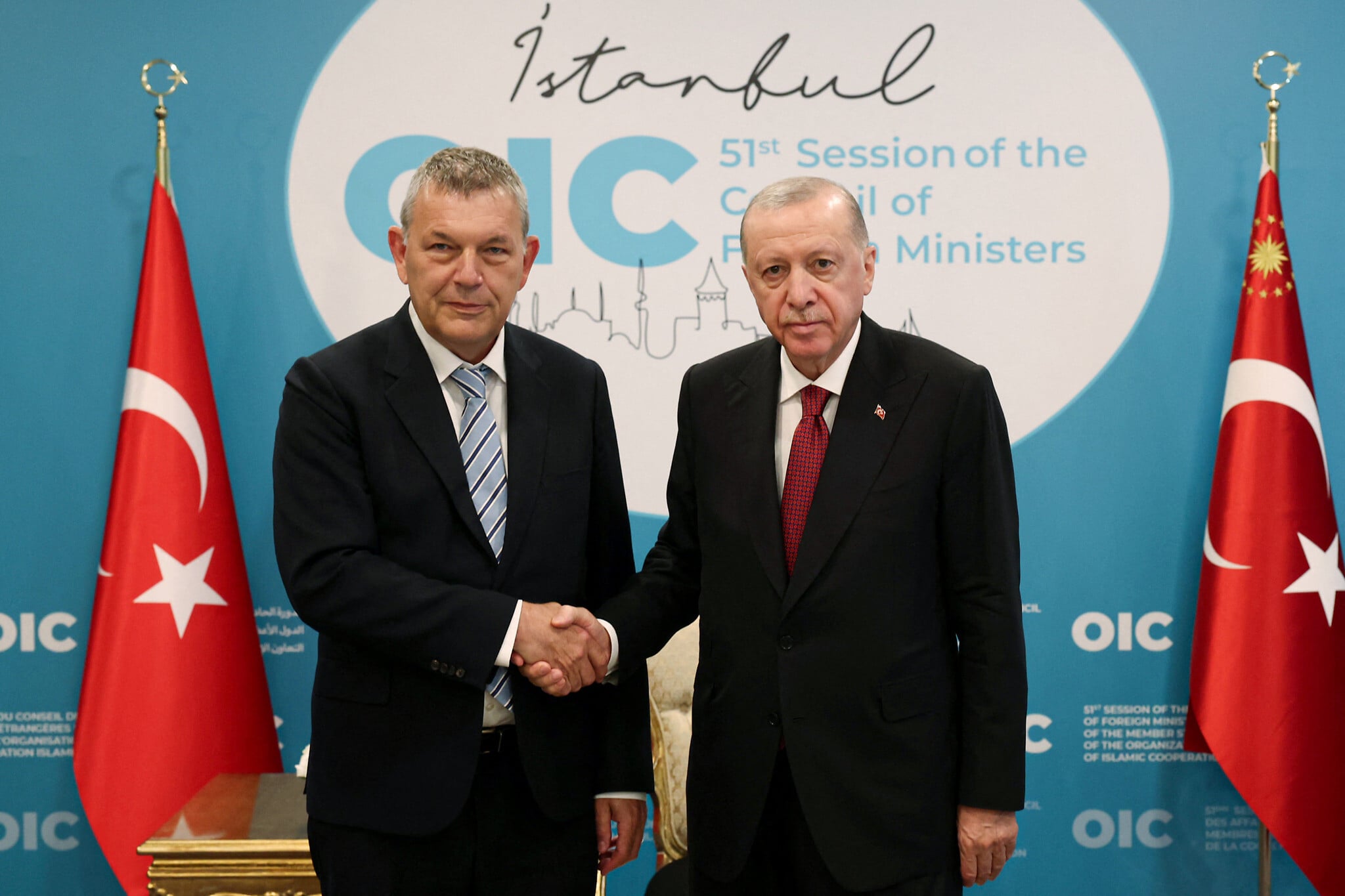 'Dire' financial crisis forces UNRWA to drop hundreds of ex-Gazan staff ...