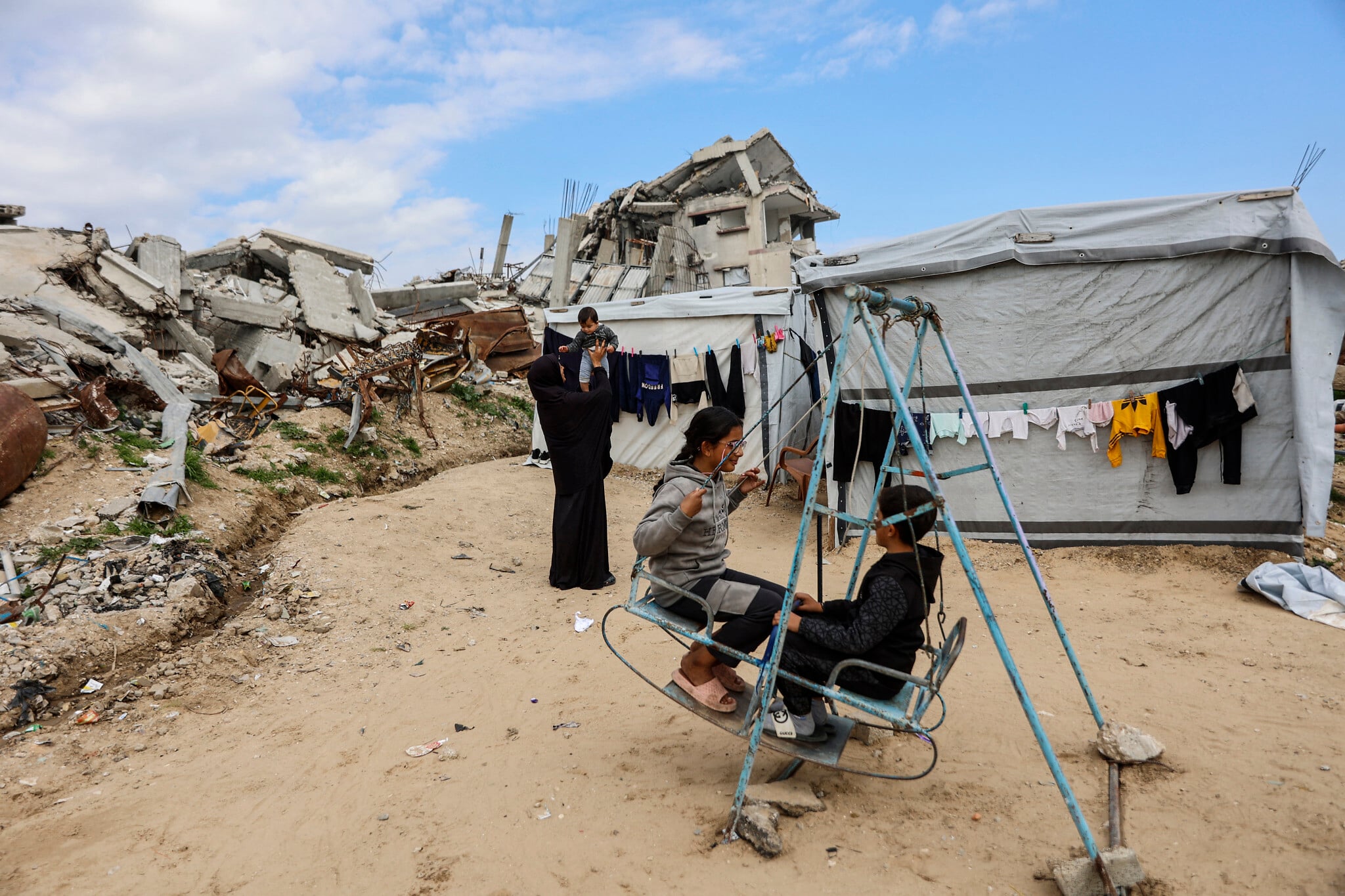 World leaders show caution on Trump's broader 'Board of Peace' amid ...