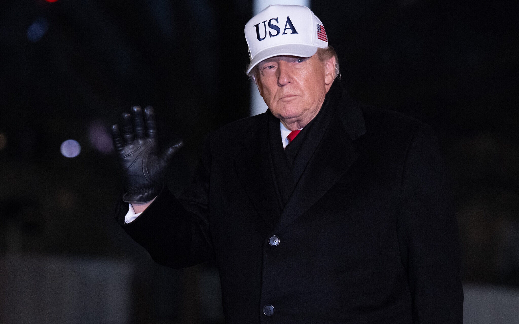 Trump: 'A beautiful armada' is sailing toward Iran, 'I hope they make a ...