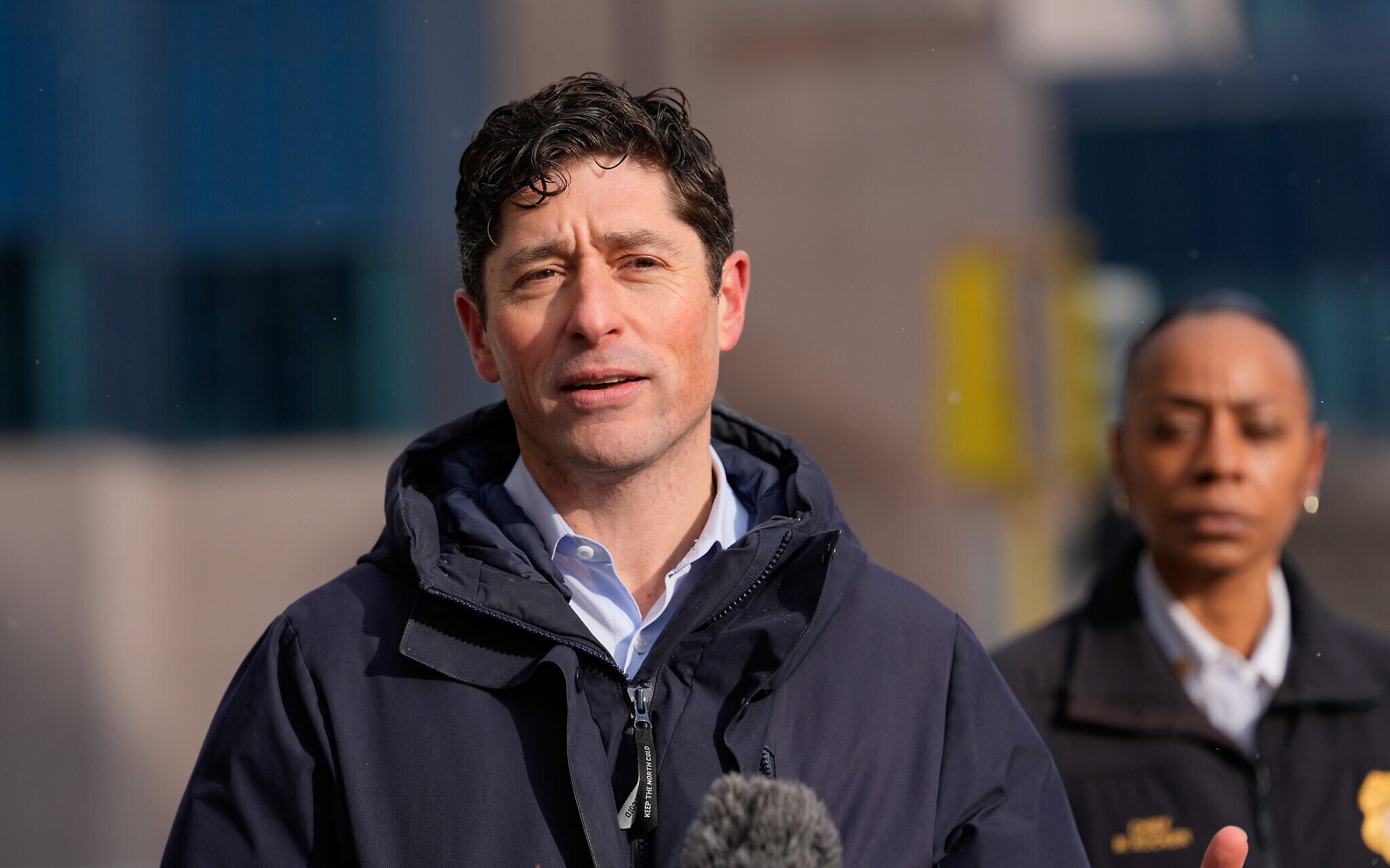 Tens of thousands protest in Minneapolis after immigration officer ...