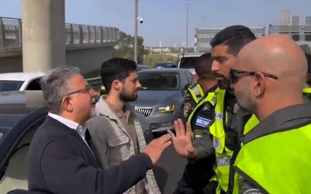 Police accused of impeding Arab-led protest convoy against rampant ...
