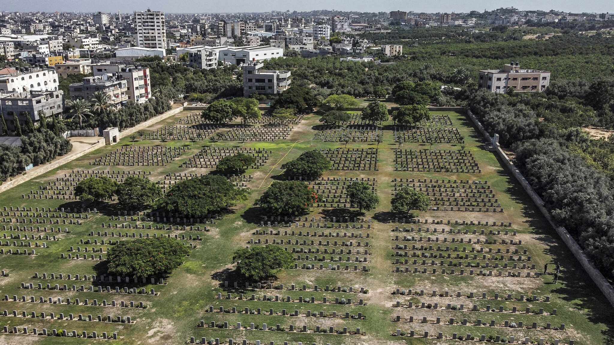 IDF said to have damaged Gaza cemetery containing graves of Allied ...