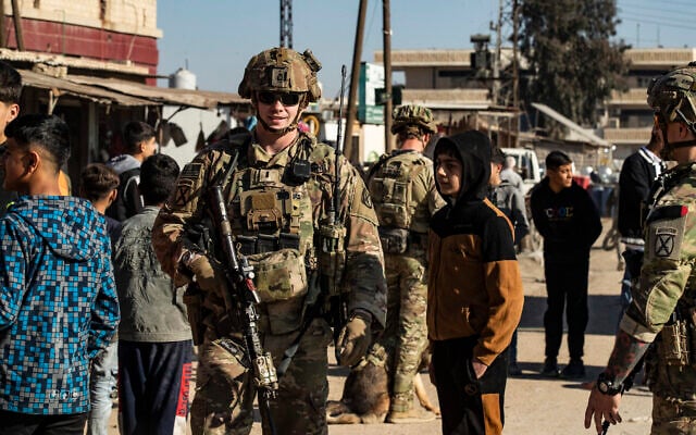 US confirms pullout from al-Tanf base in Syria as government forces ...