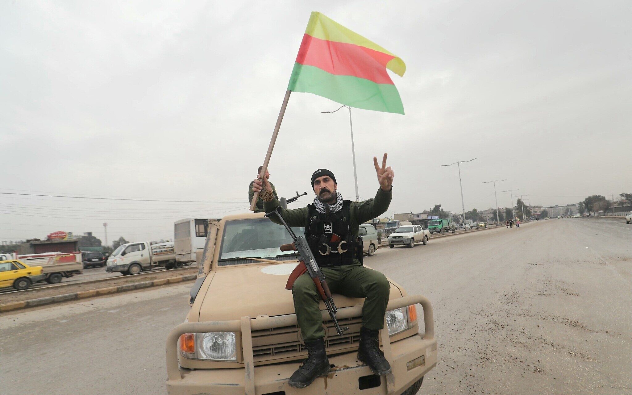 US confirms pullout from al-Tanf base in Syria as government forces ...