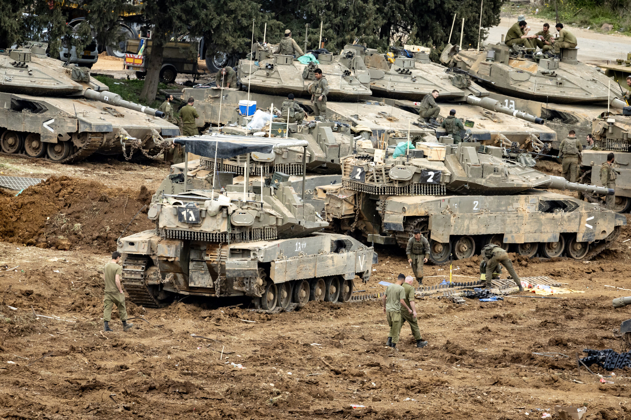 Israel acknowledges tank fire mistakenly hit UNIFIL base in Lebanon ...