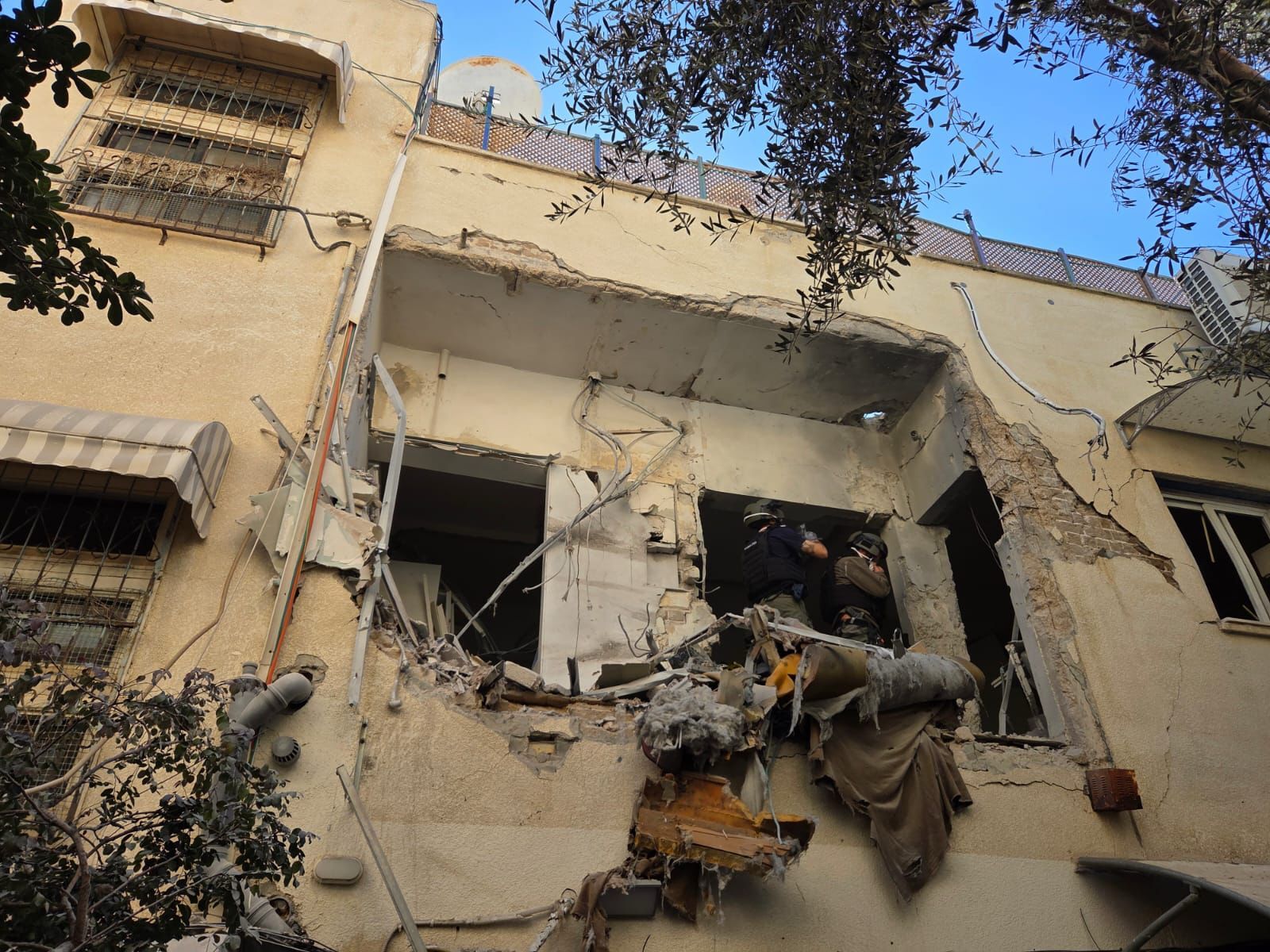 6 wounded by shrapnel, 1 seriously, as Iran fires suspected cluster ...