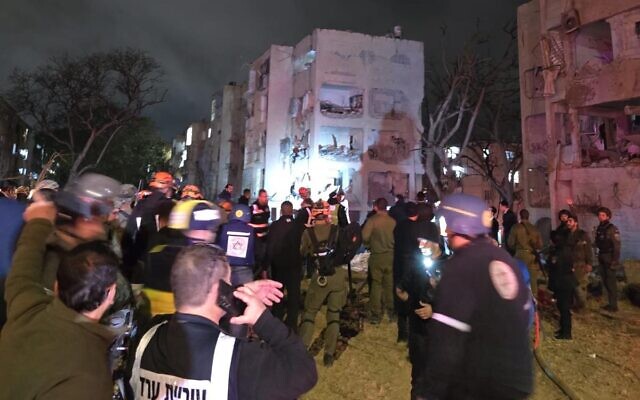 Medics raise number of wounded in Arad to 64, among them 7 in serious ...