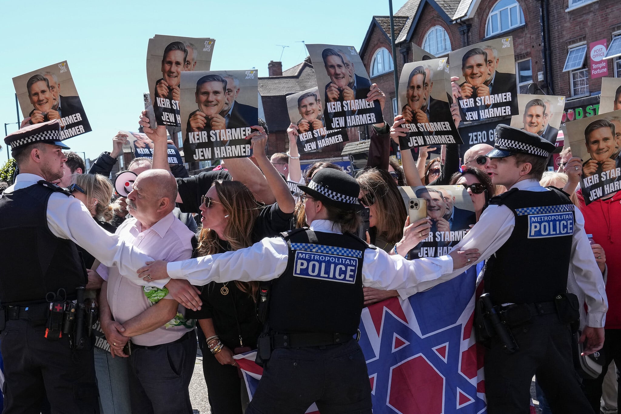Starmer booed at site of Golders Green terror; promises to tackle ...