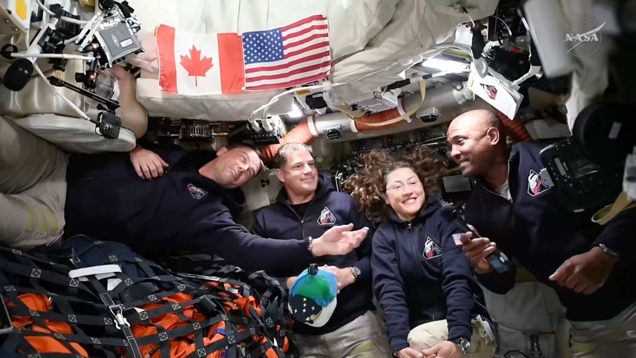 Artemis II astronauts reach farther from Earth than any humans in ...