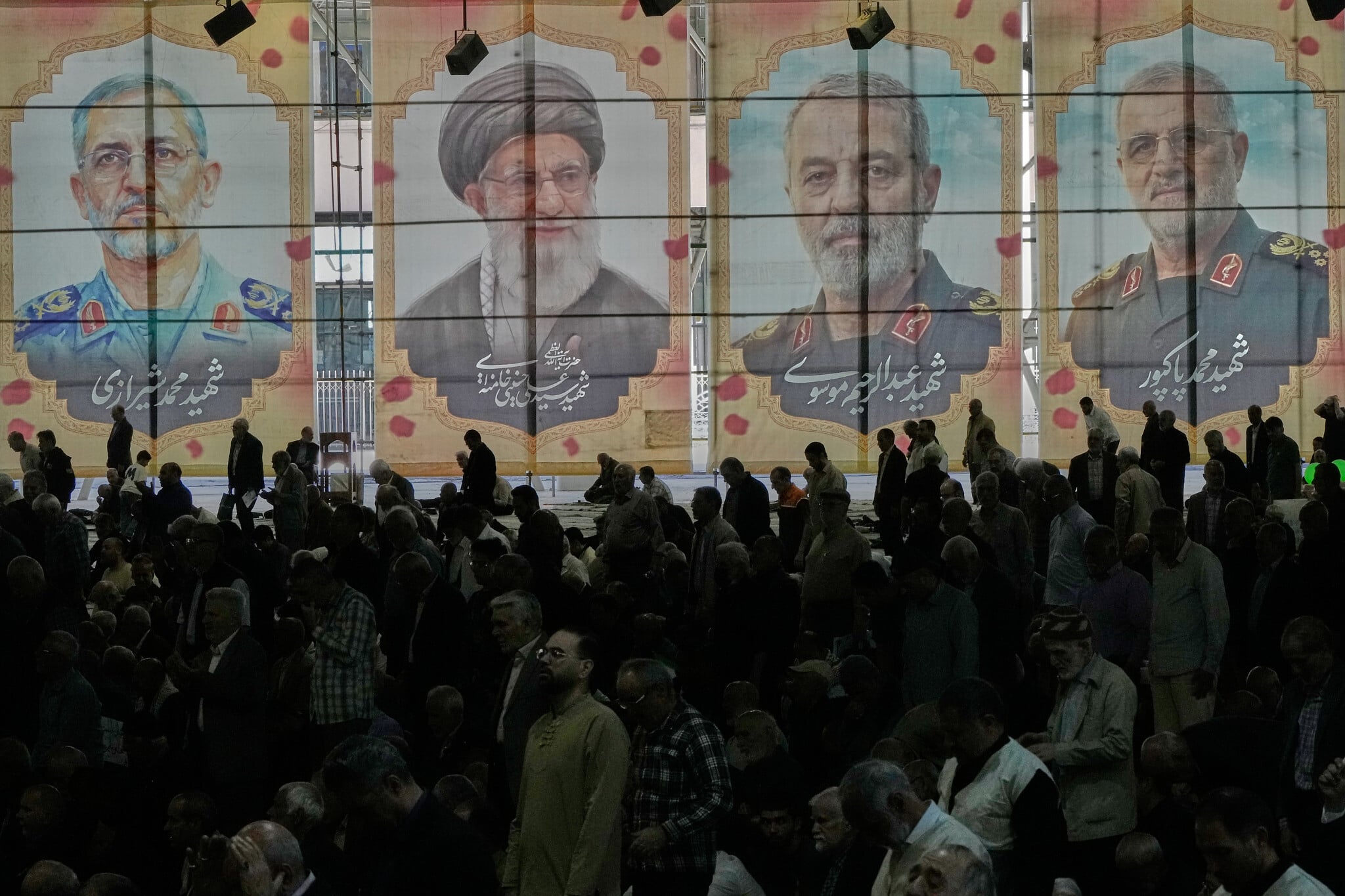 IRGC shores up wartime power in Iran, blunting supreme leader's role ...
