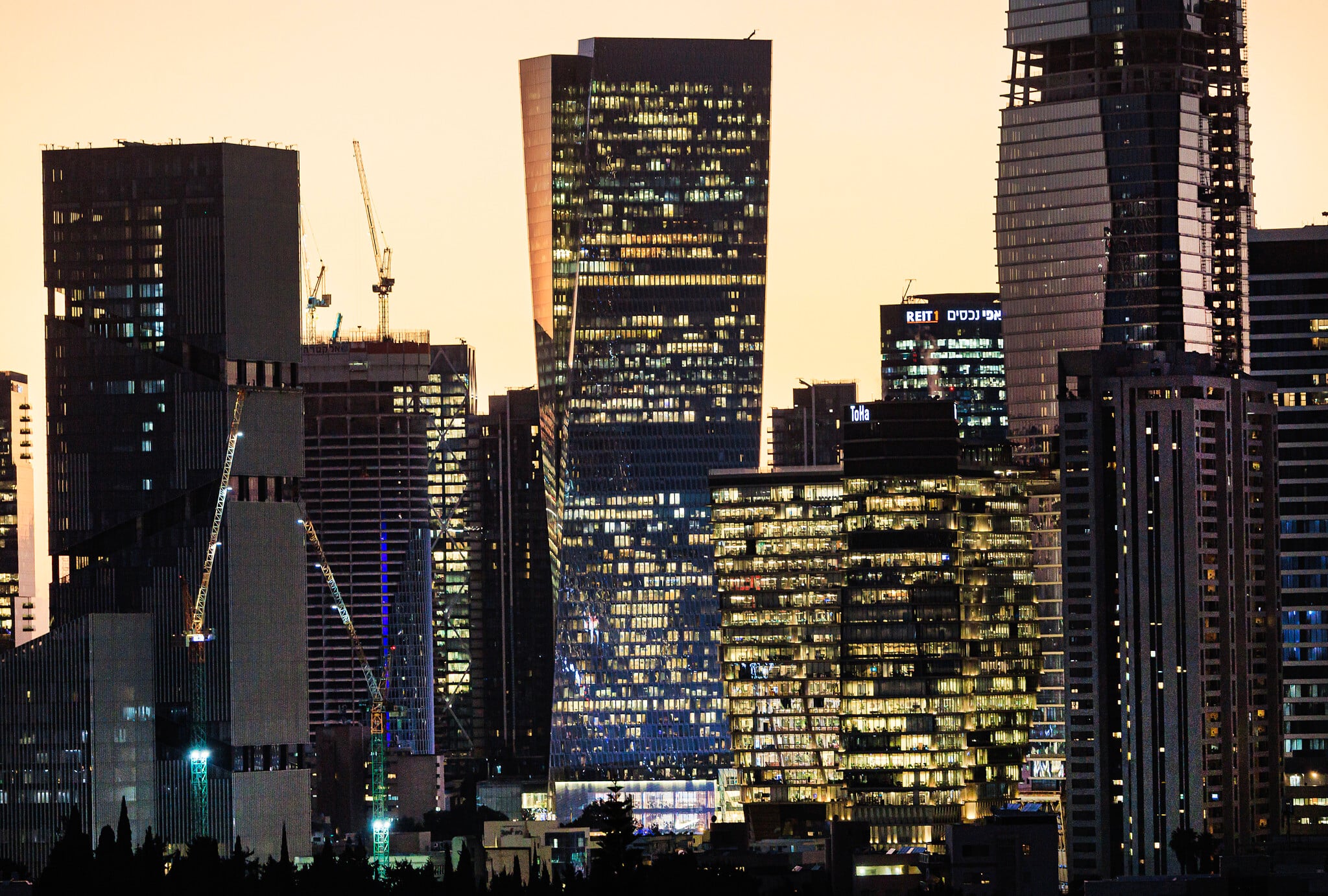 Housing snapshot April 2026: Home prices continue slide, bringing ...