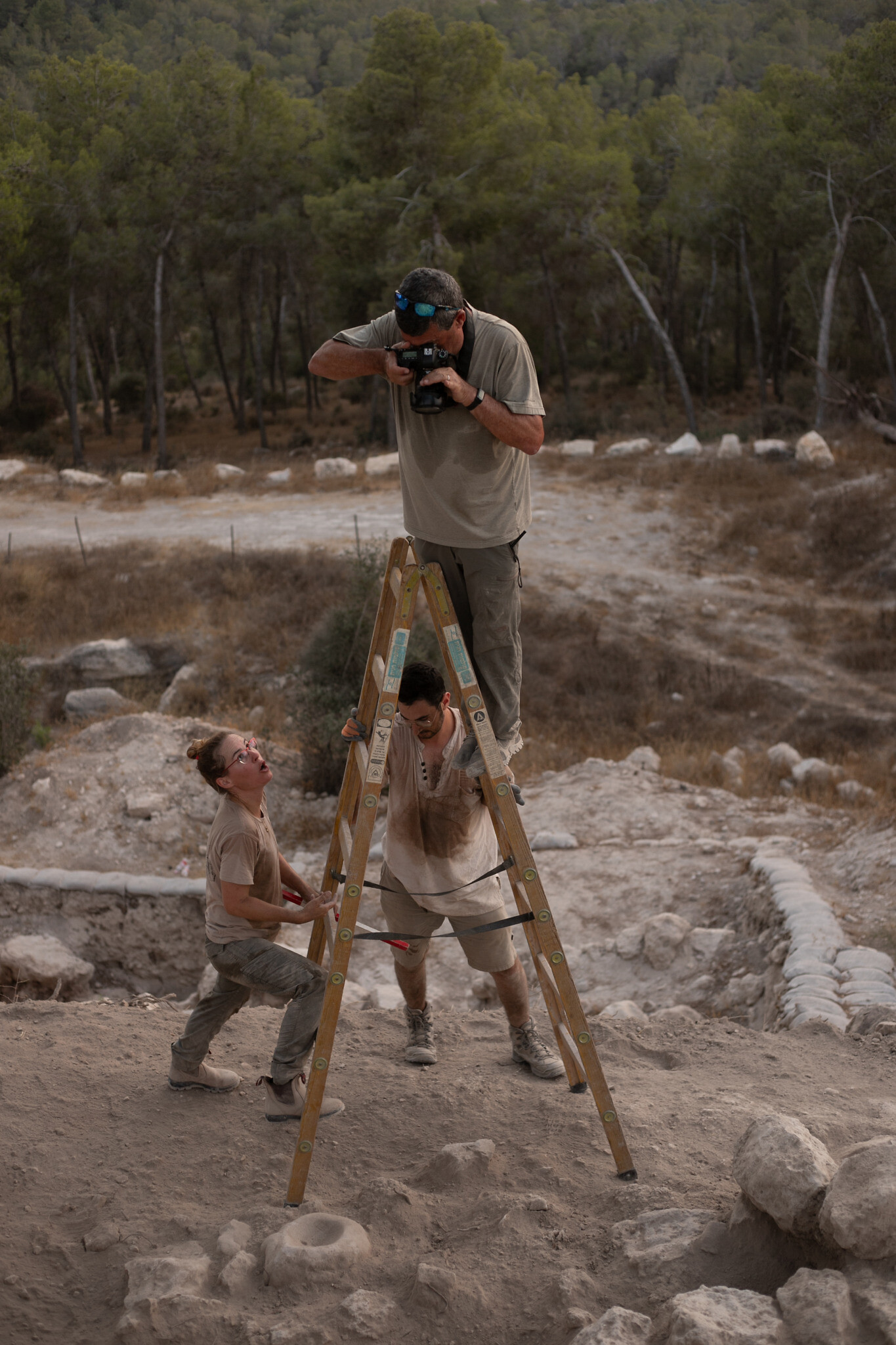 2,500-year-old infant mass grave cracks open enigma of biblical-era ...