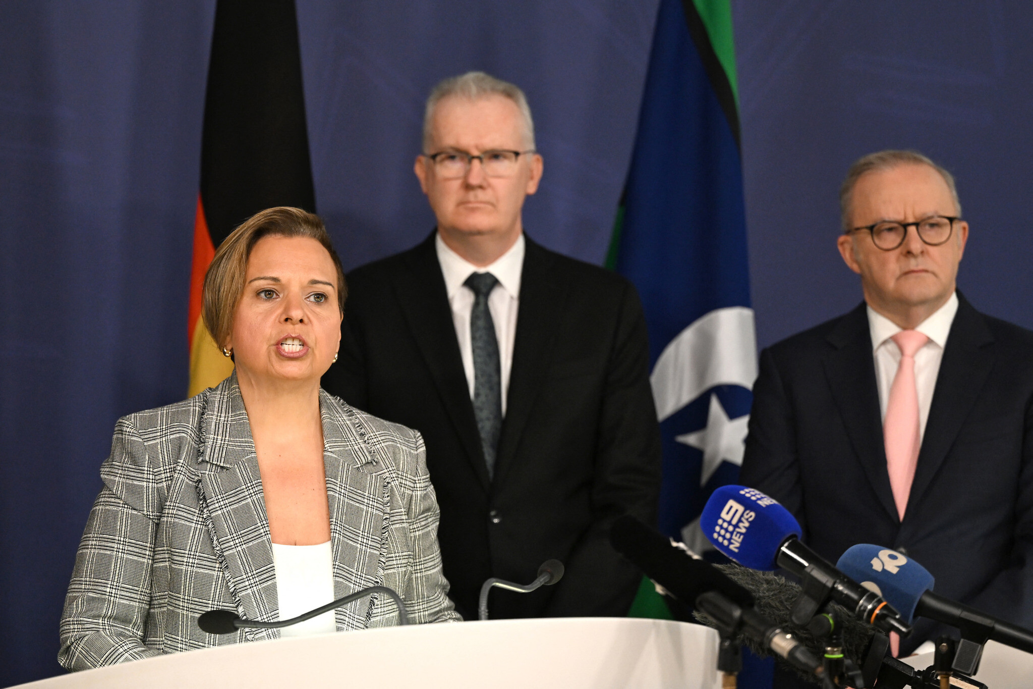 Australian Jews recount harrowing stories at Bondi massacre inquiry's ...