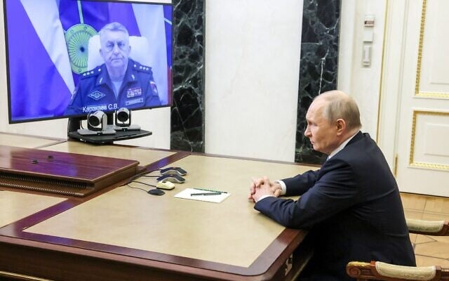 Russia tests new nuclear-capable ICBM, which Putin boasts as world's ...
