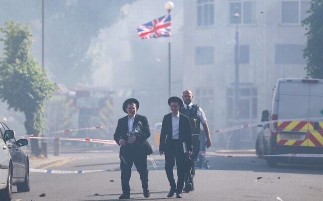 Fire burning at largest kosher supermarket in Golders Green; officials ...