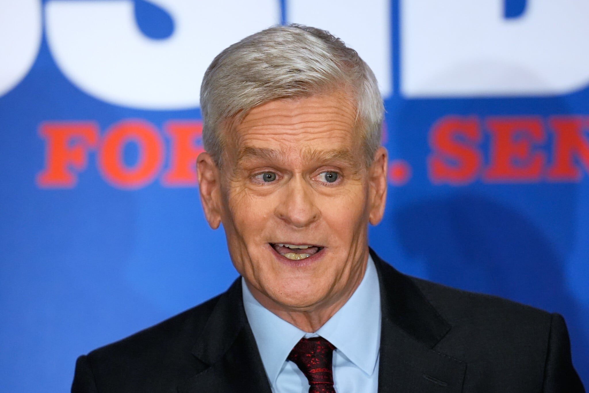 With GOP rebels' help, Senate advances measure to curb Trump's Iran war ...