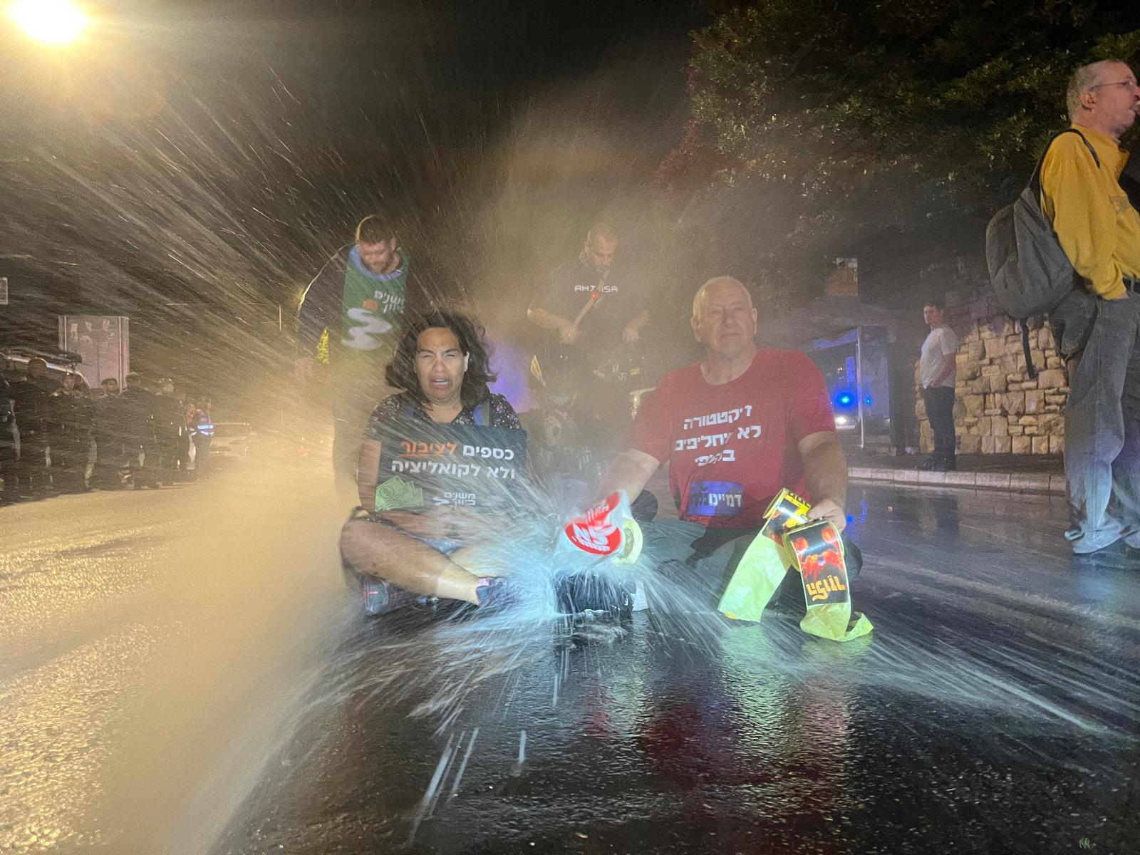 Man arrested after Tel Aviv anti-government protest for allegedly ...