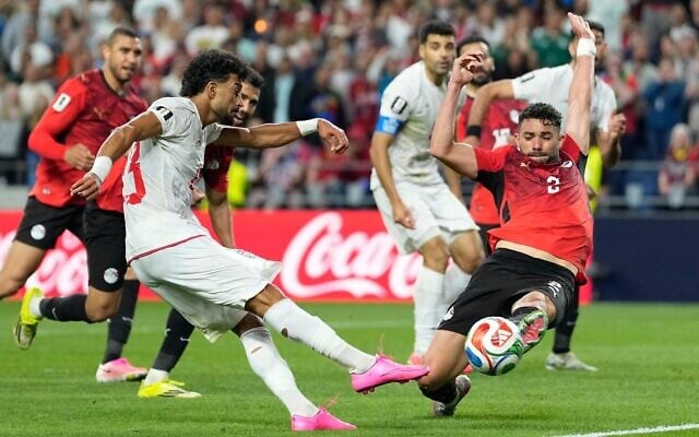 Rainbow flags dot World Cup's Seattle 'Pride Match' played between ...