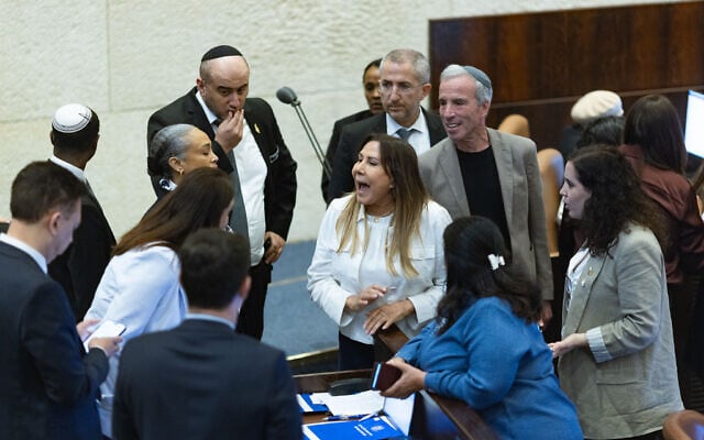 Ohana permits phones during renewed state comptroller vote, rejecting ...